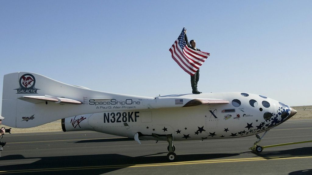 SpaceShipOne — The first private spacecraft | Space