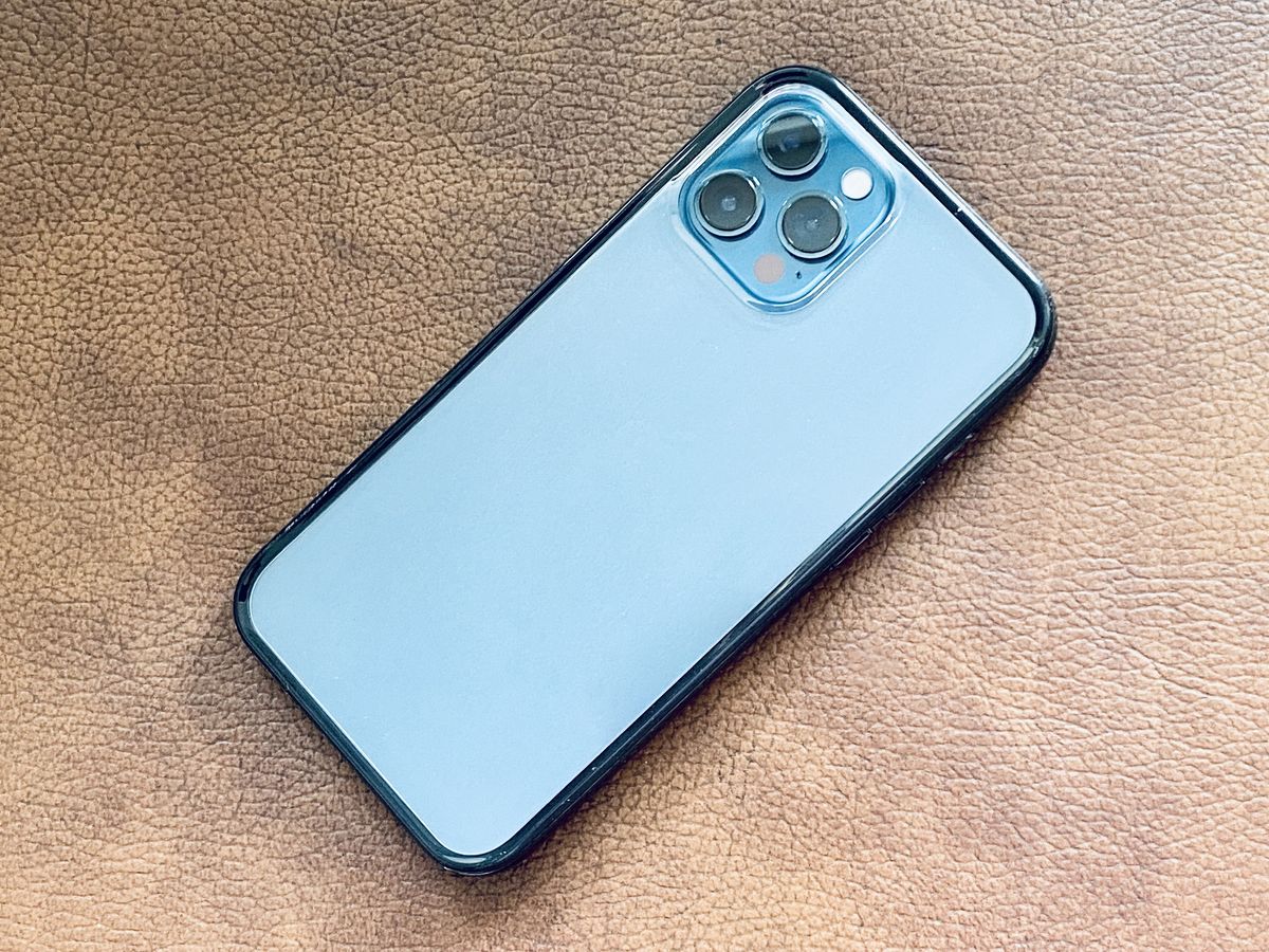 Mous Clarity Case for iPhone 12 Pro Max review: The last clear case you ...