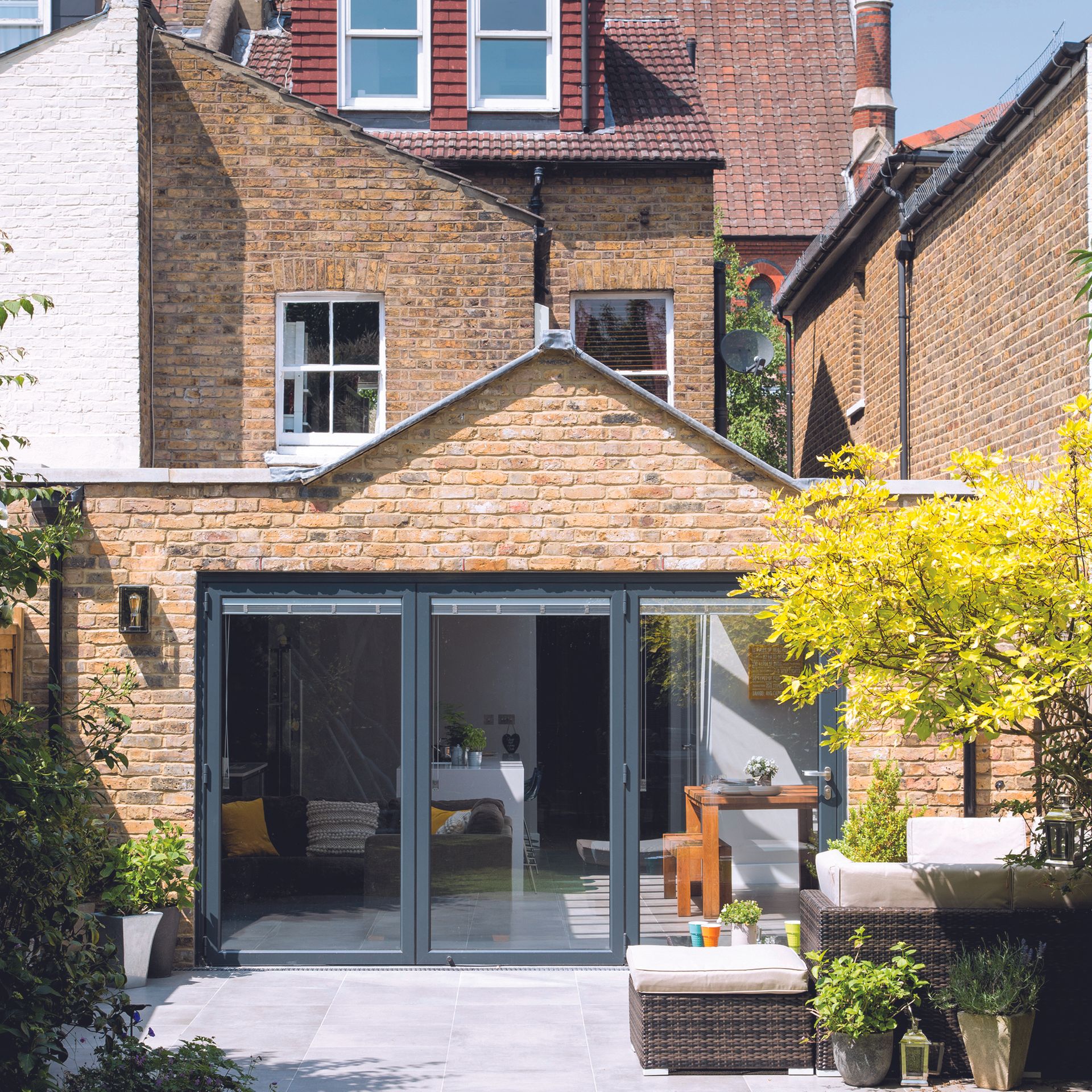What is a party wall agreement and do you need one? | Ideal Home