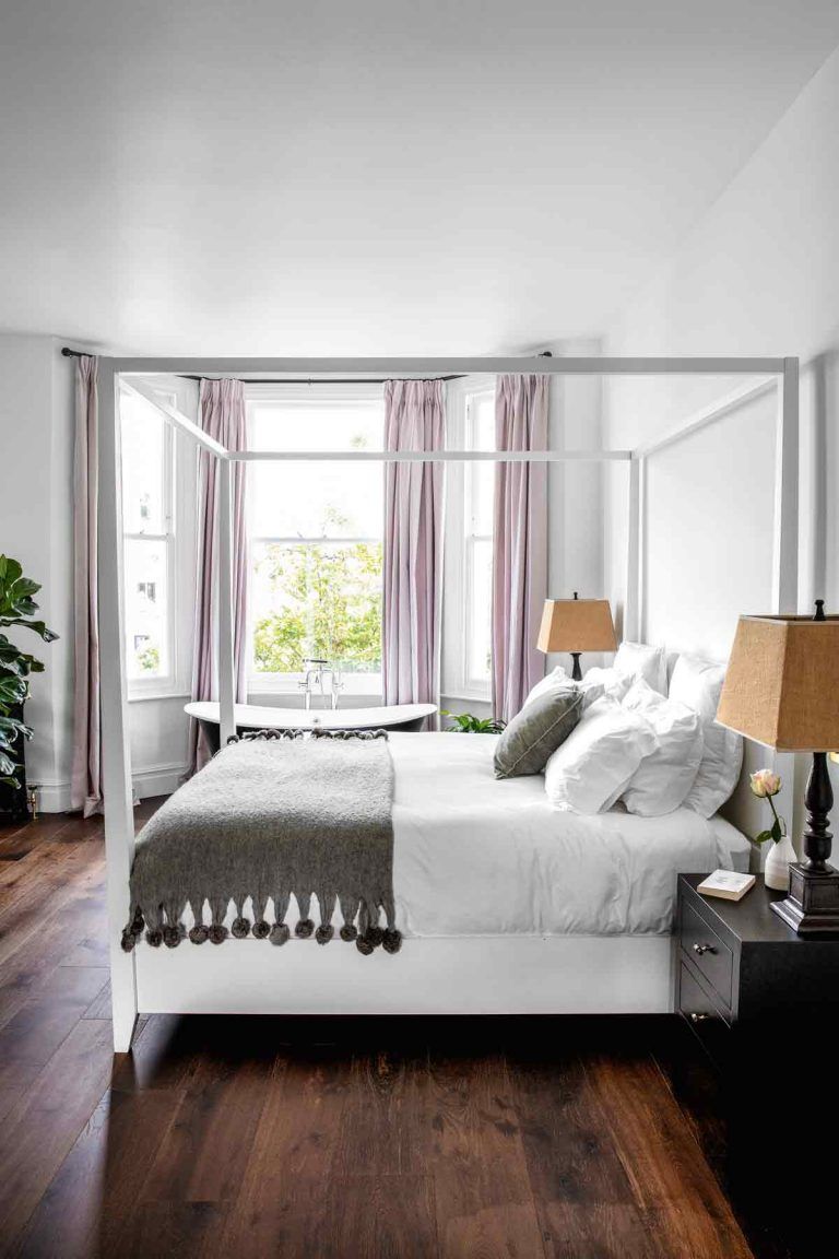 Stylish ideas for Bedroom Windows