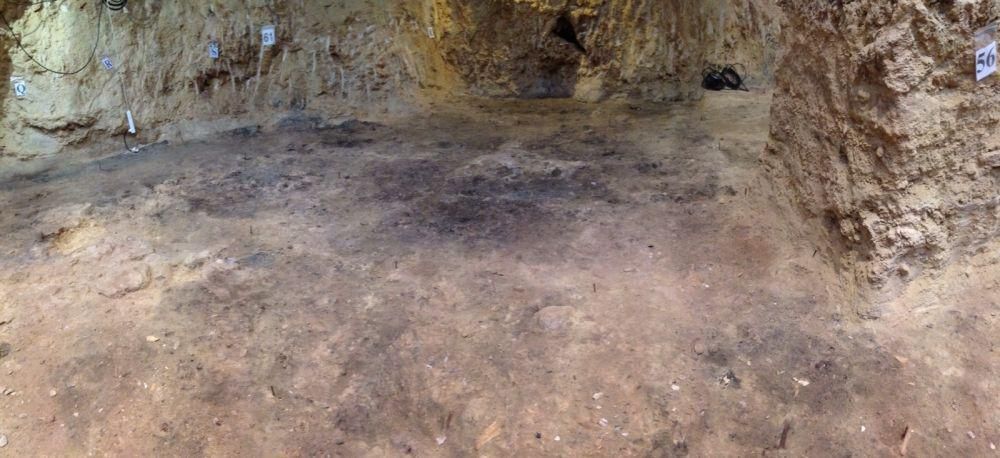 Archaeologists discover Neanderthal cave with heated water, bedroom ...