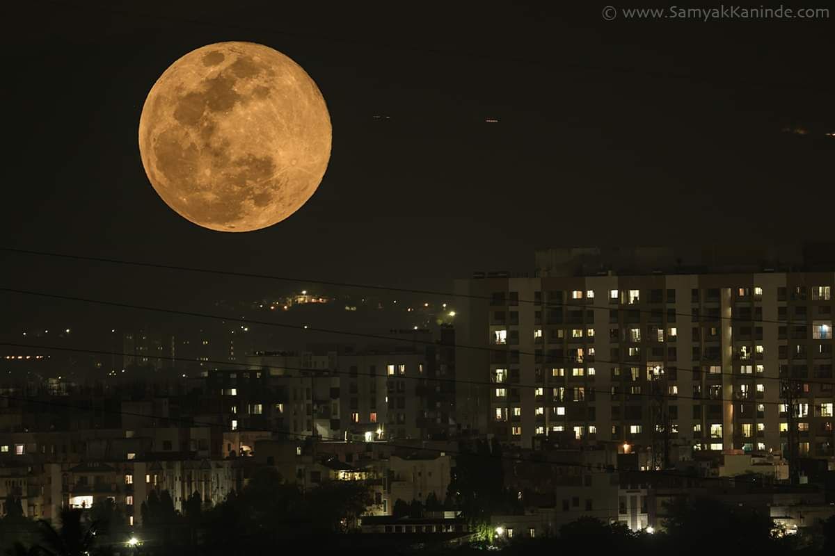In photos: Skywatchers capture the dazzling 'Super Flower Moon' of May ...
