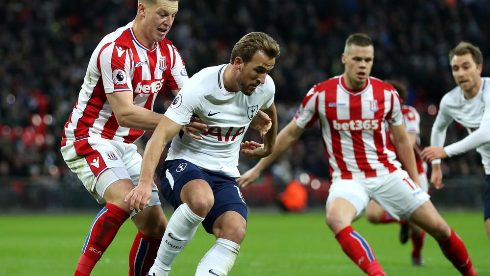 Spurs on fire, beams goal-hungry Kane | FourFourTwo