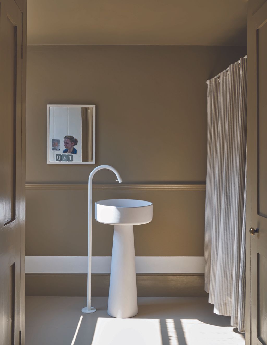 25 bathroom paint ideas to brighten up your color scheme | Real Homes