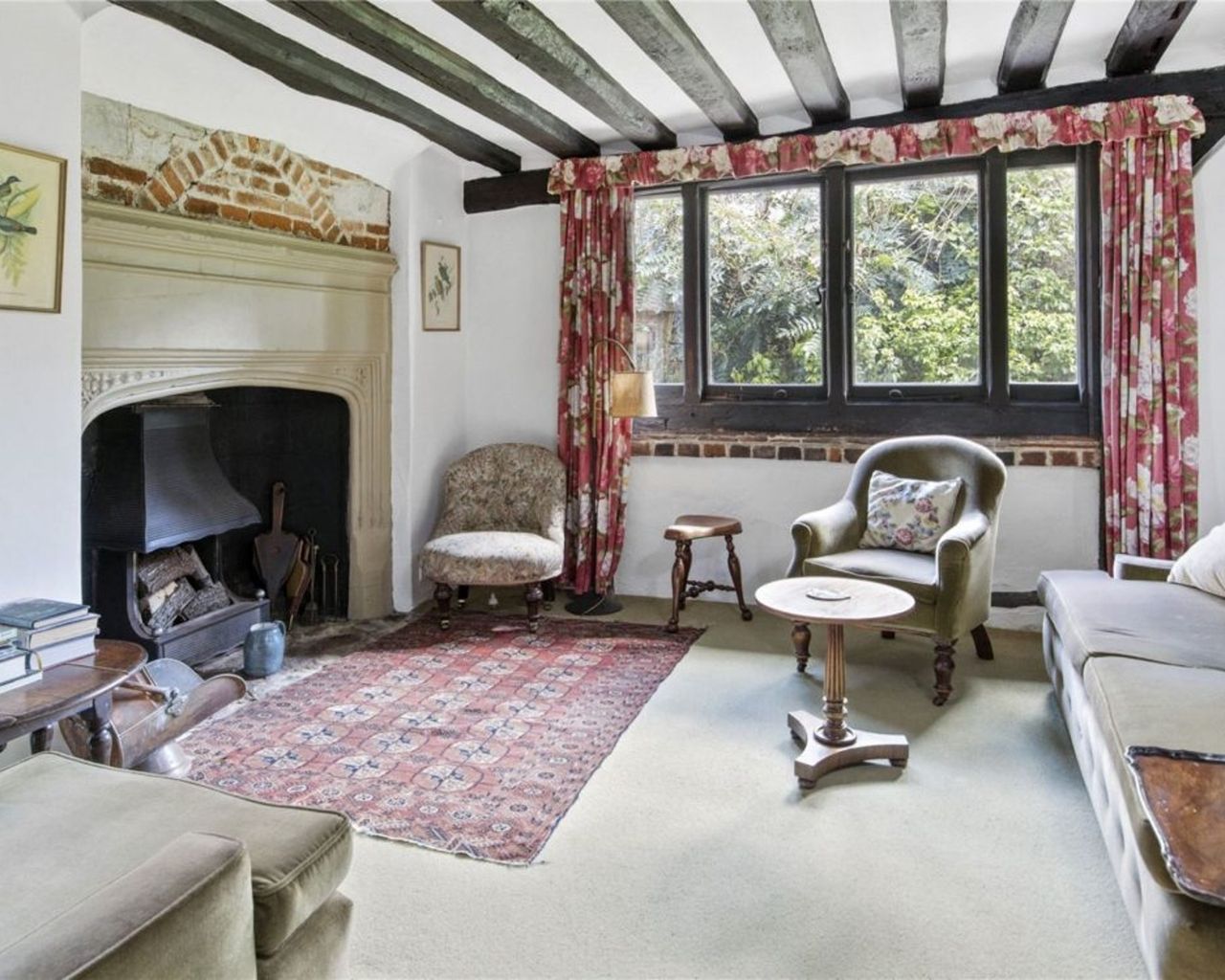 Take a tour around this charming Surrey Farmhouse | Ideal Home