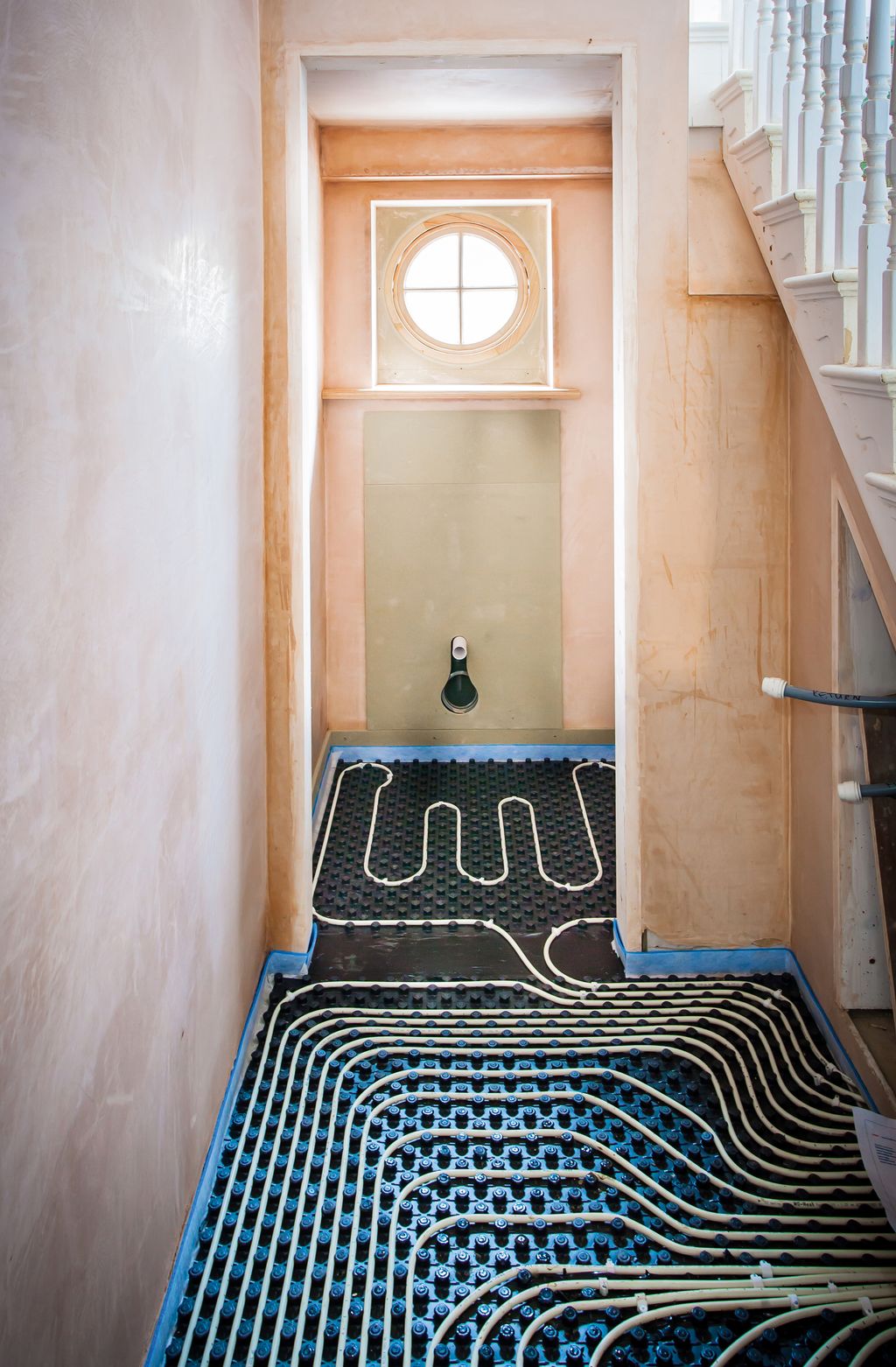 Underfloor heating – a guide to installation | Real Homes