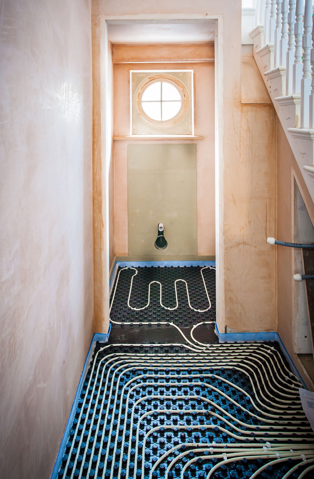 Underfloor heating – a guide to installation | Real Homes