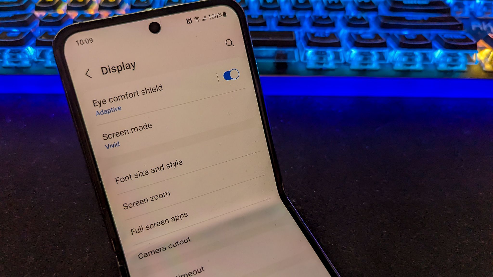 How do blue light-filtering screen protectors work and should you buy ...