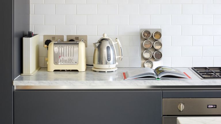Where to position a kettle and toaster for perfect Feng Shui | Ideal Home