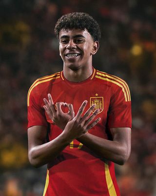 The Spain Euro 2024 home kit has dropped - and it's a definitive ...