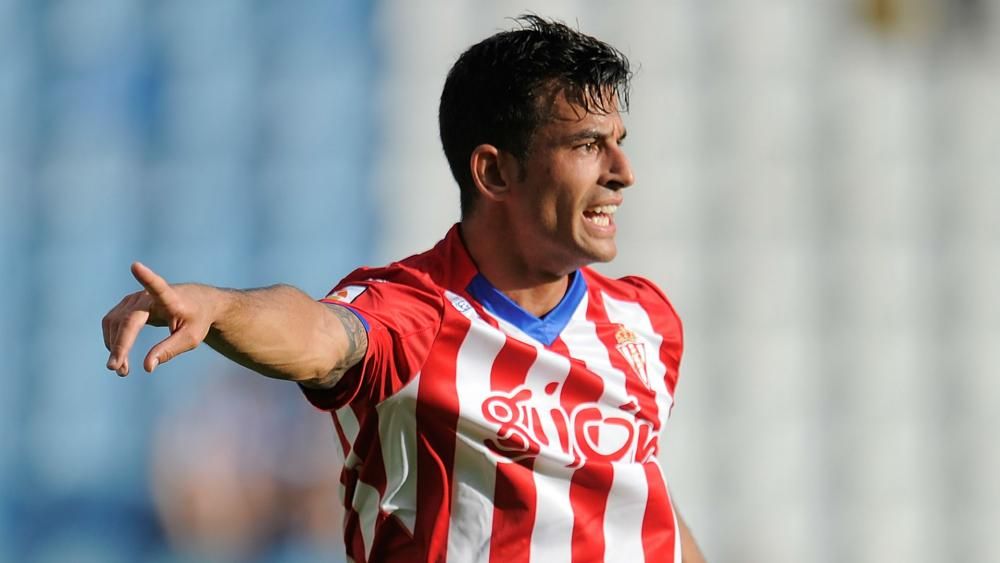 Leicester to sign Hernandez | FourFourTwo