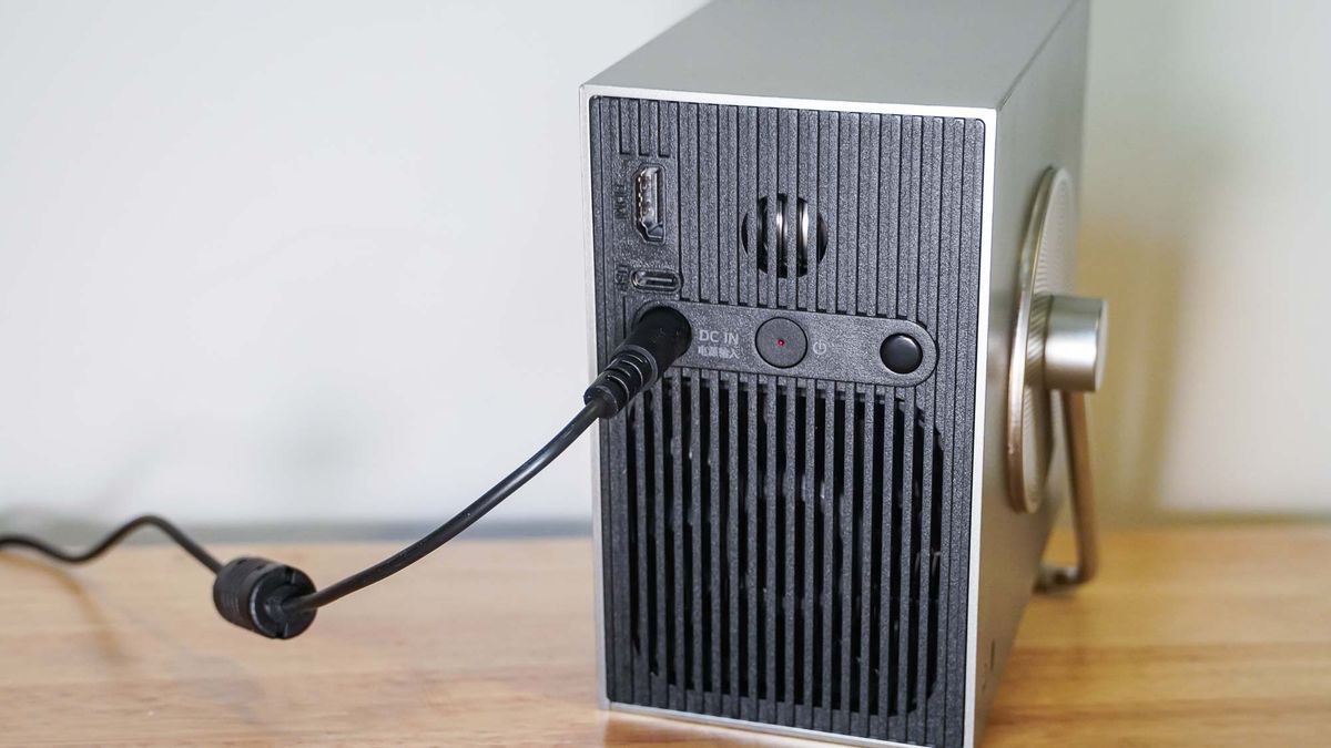 LG CineBeam Q (HU710PB) review: A full-on 4K projector in a pint-sized ...