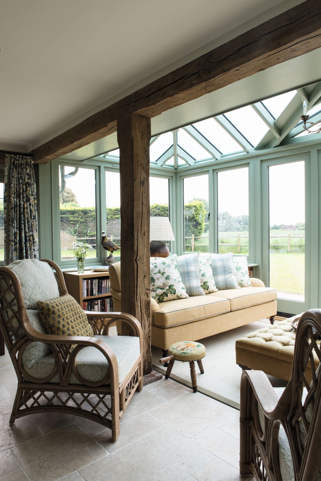 13 Conservatory Flooring Ideas for Use Throughout the Year | Homebuilding