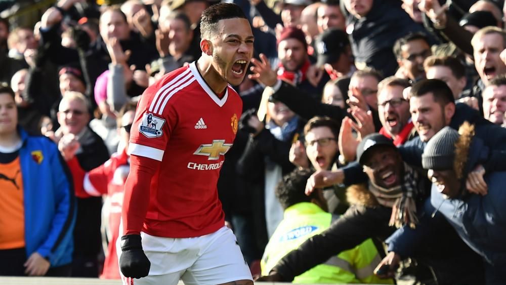 Van Gaal: The real fans are right behind Depay | FourFourTwo