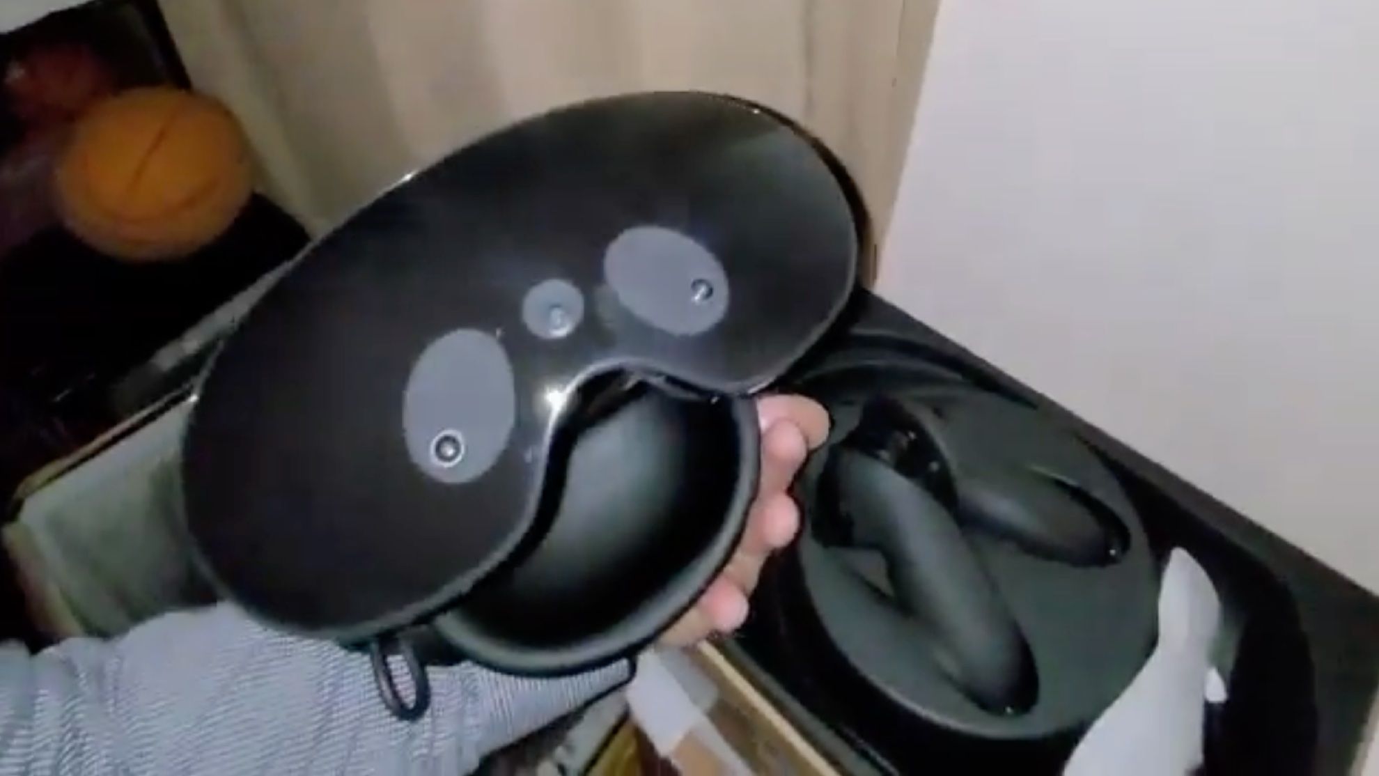 Meta Quest Pro VR headset “accidentally” leaked in hotel room howler | T3