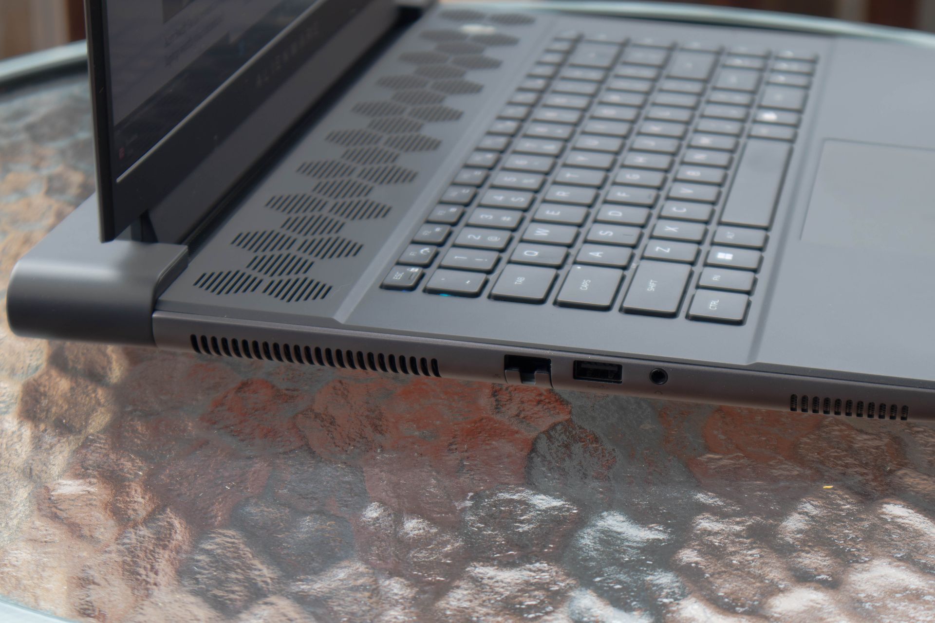 Alienware M16 review: the sweet spot for price and performance | T3