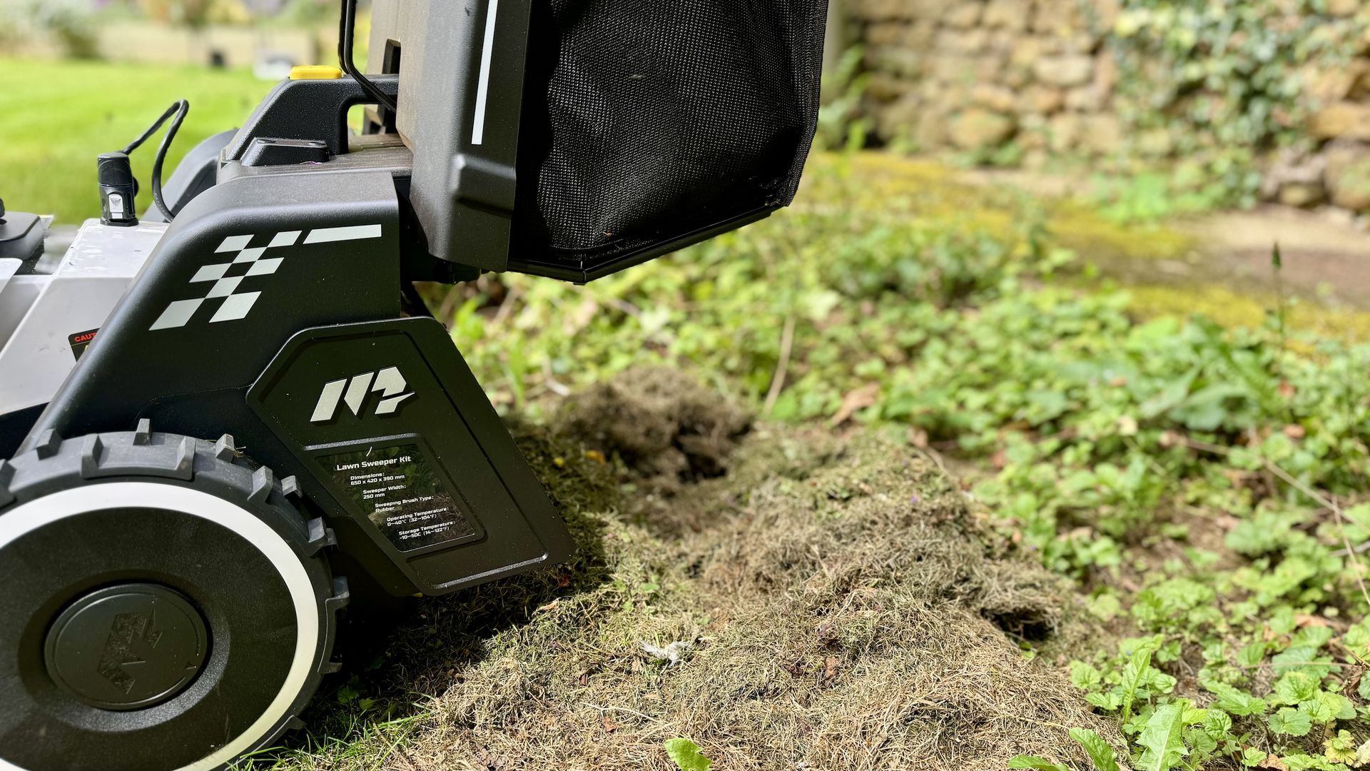 Mammotion YUKA 1500 3D Vision Robot Lawn Sweeping Mower review: a top ...