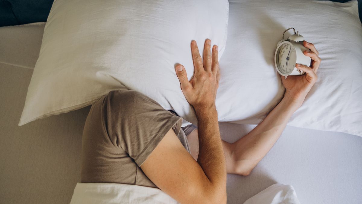 More than 55% of people hit the snooze button daily — here's how it ...
