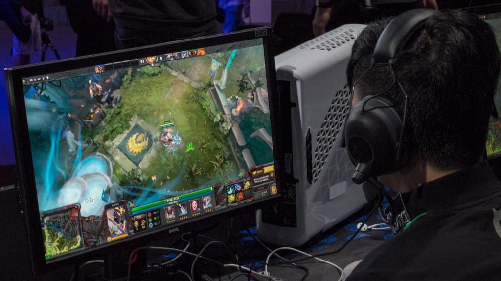 Gaming PC vs gaming laptop: which PC gaming option is better for your ...