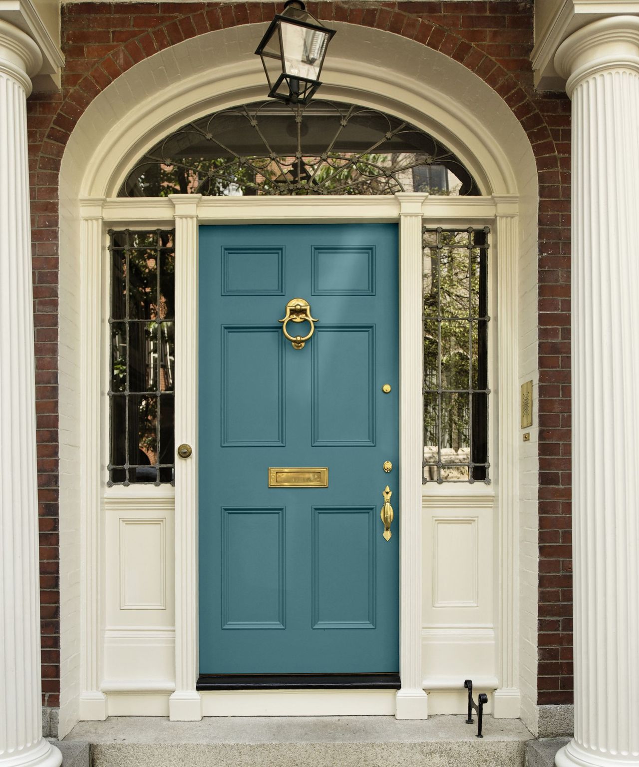 Front door trends 2025: 7 stylish ideas | Homes and Gardens