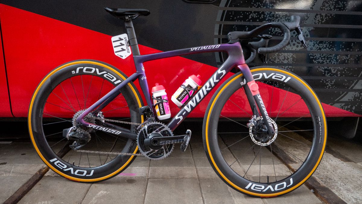 Winners' bikes: Specialized and Cervelo top Omloop Het Nieuwsblad ...