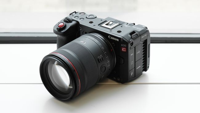 Customized cameras at 200 miles per hour – How 'F1: The Movie ...