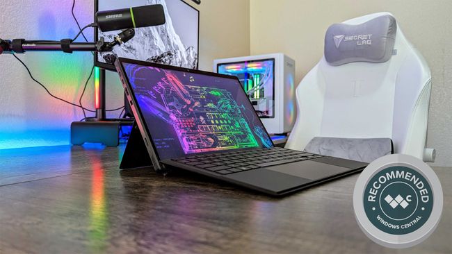 Tomtoc Navigator-T66 Laptop Backpack review: A 40L tech bag that can ...