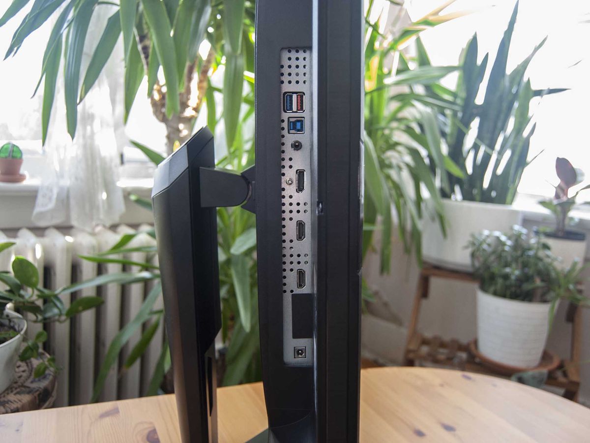 Acer Predator X28 review: An elusive 4K gaming monitor with full G-Sync ...