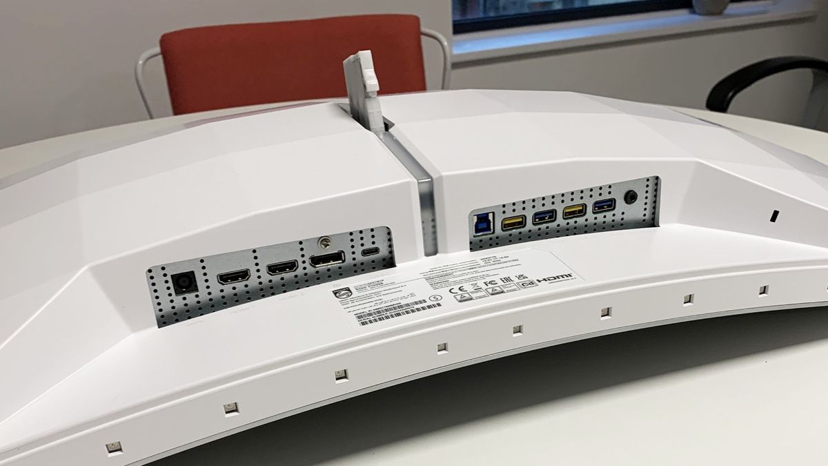 Philips Evnia 34M2C7600MV review | PC Gamer