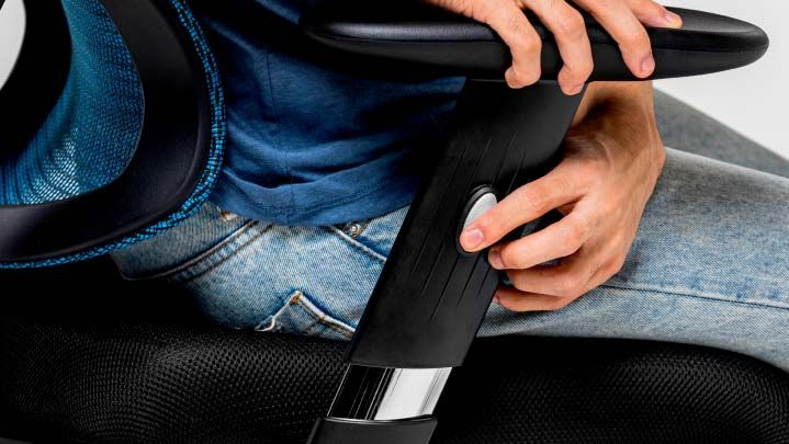 Mavix M4 gaming chair review | Laptop Mag