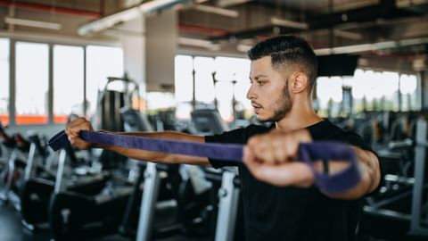 8 Shoulder Warm-Up Exercises To Kick-Start Your Upper-Body Sessions | Coach