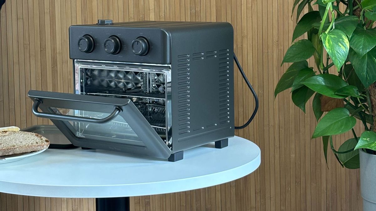 I had a demo of the new Wonder Oven from Our Place's founder - these ...
