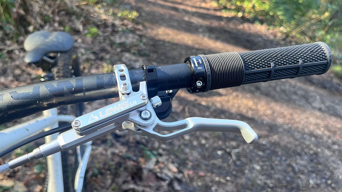 Lewis LH4 Brake Set review | Bike Perfect