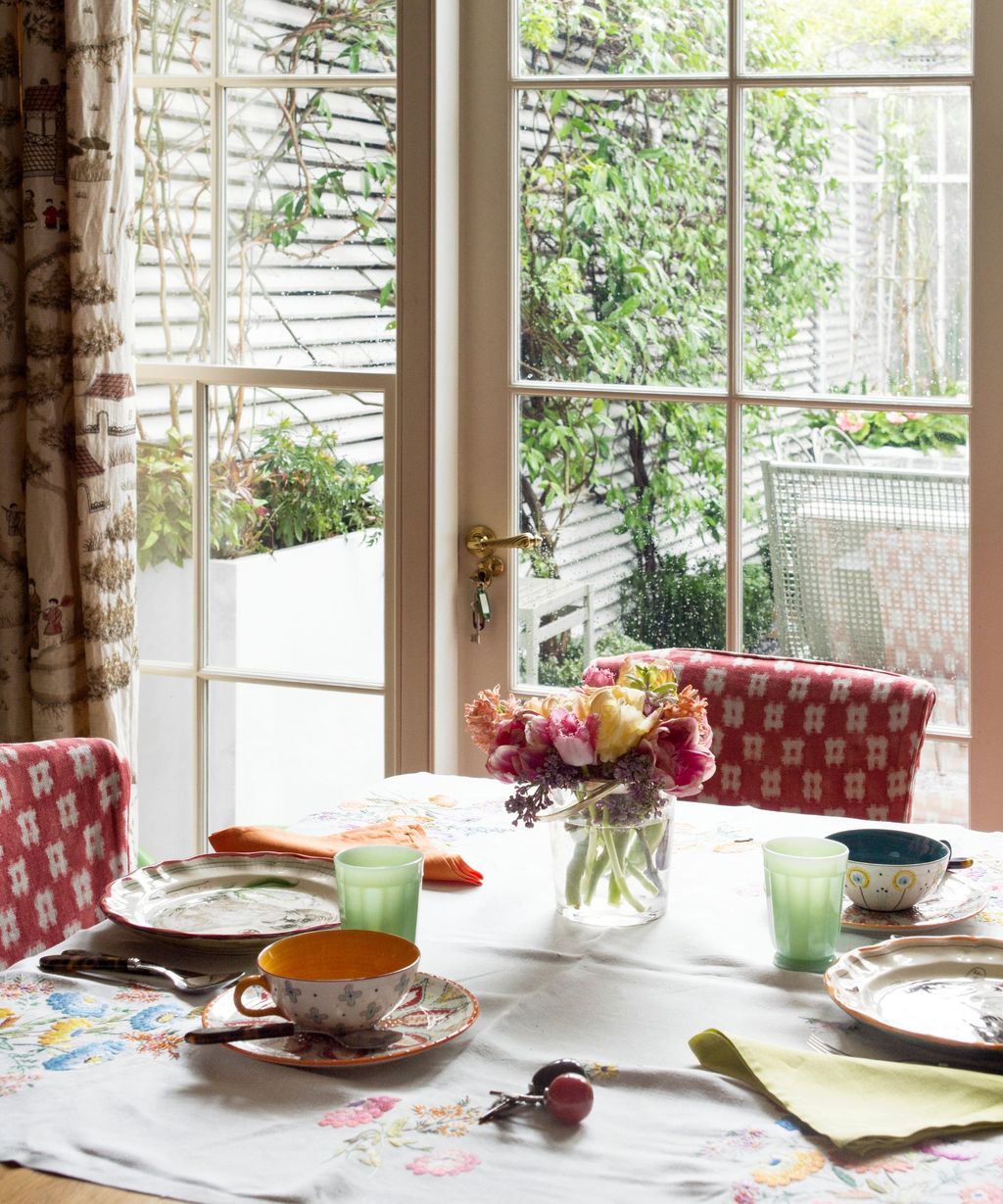 Valuable dishware styles and brands to look out for when thrifting ...