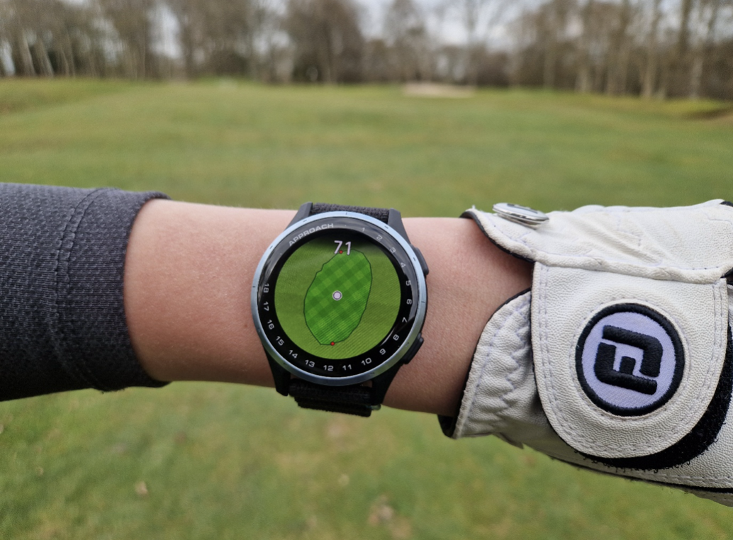 SkyCaddie Pro 4X Handheld GPS Review | Golf Monthly