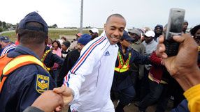 Humble Henry learns to live on fringes | FourFourTwo