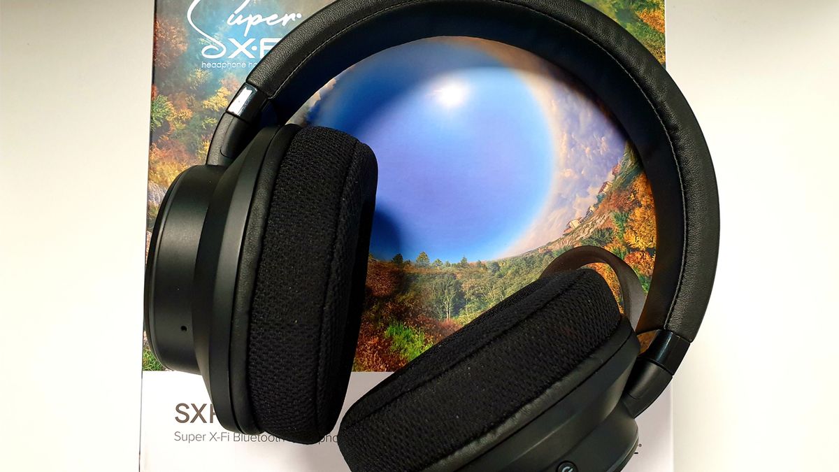 Creative SXFI Air Headset Review: Versatile but Bulky - Tom's Hardware ...