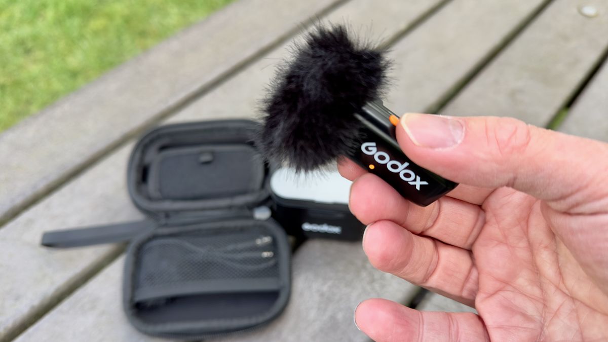 Godox WES2 microphone review: plug-and-play recording for your ...