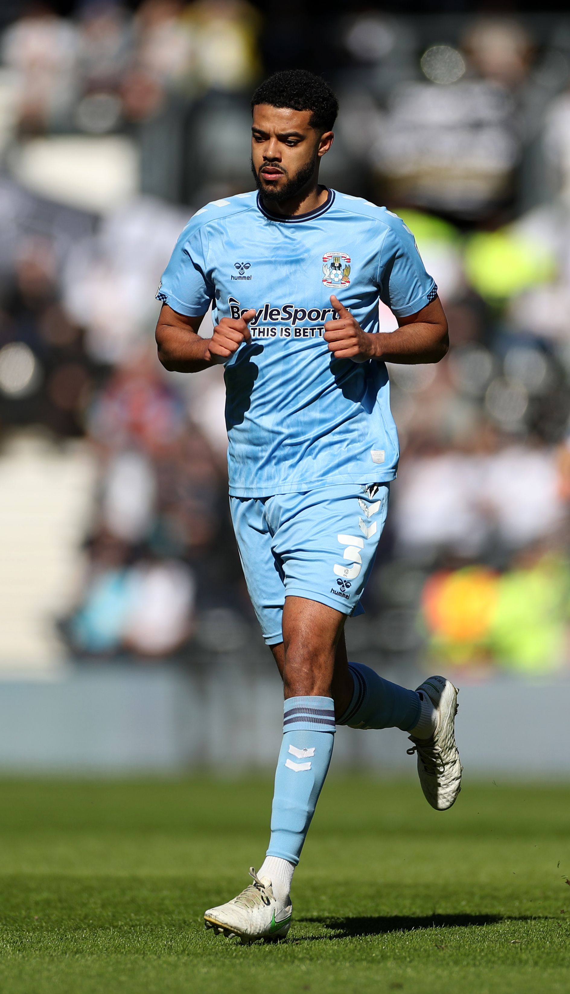 Jake Clarke-Salter makes QPR switch after Chelsea release | FourFourTwo