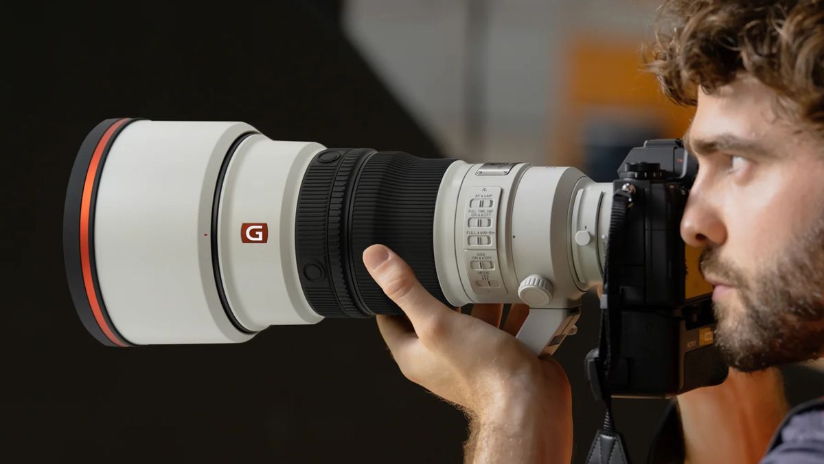 At last! Sony completes its telephoto trinity lineup | Digital Camera World