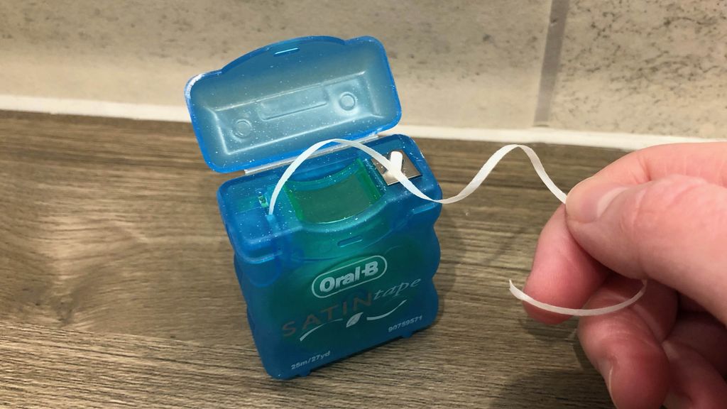 Should you floss before or after brushing? Here’s what you need to know ...