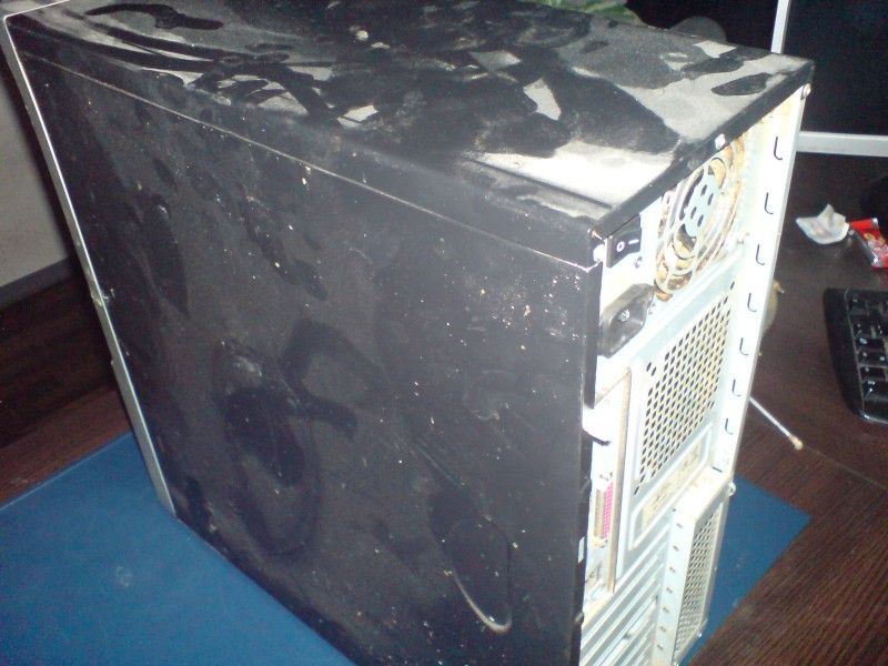 In Pictures: 40 Of The Dirtiest PCs We've Ever Seen: Page 3 | Tom's ...