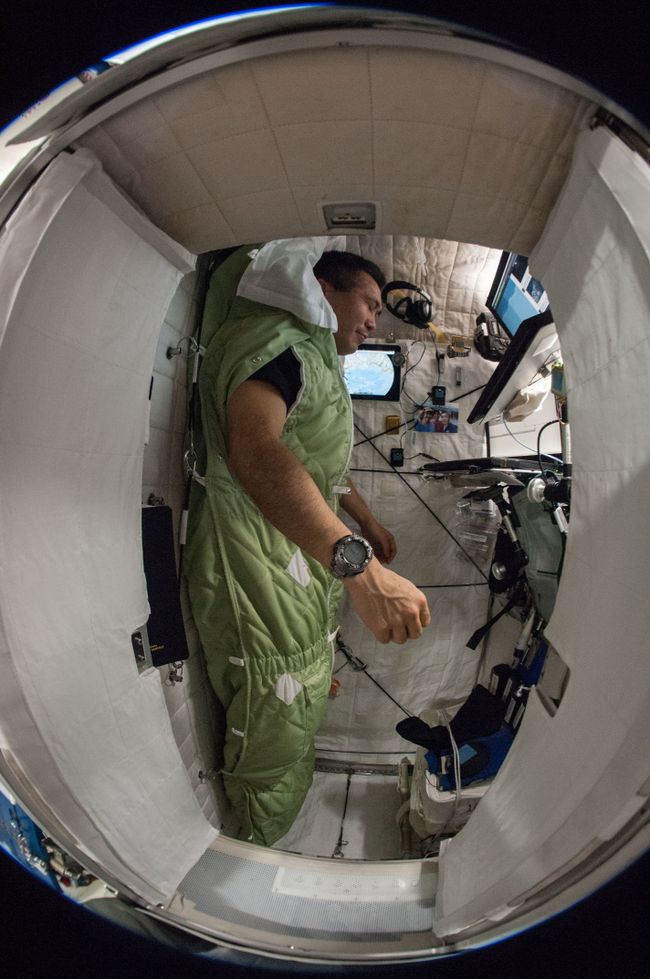 Sleeping in Space: How Astronauts Get a Good Night's Rest | Space