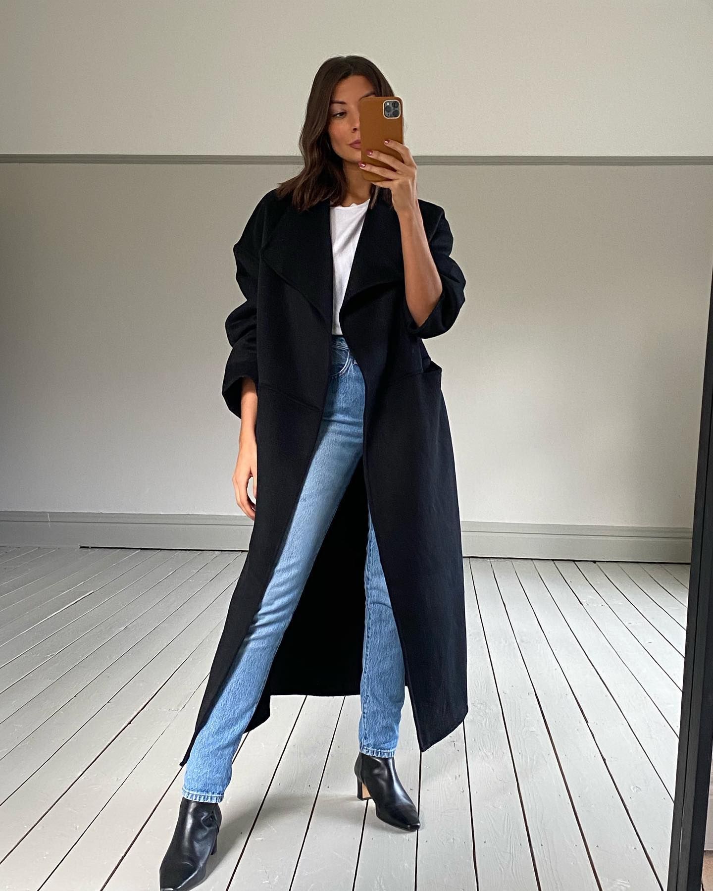 6 Chic Skinny-Jean Outfit Ideas to Try in 2025 | Who What Wear