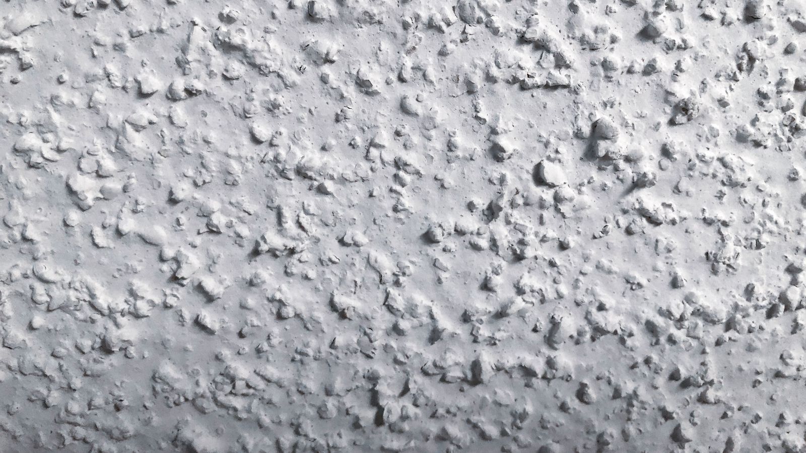 How to paint a popcorn ceiling in 6 steps | Homes and Gardens