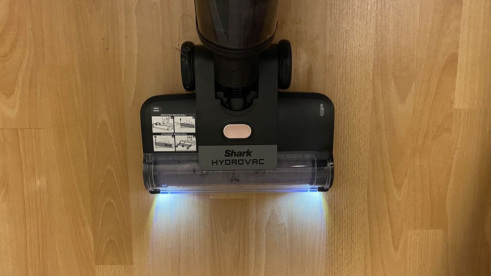 Shark HydroVac Cordless WD201 / WD210 review: a very effective vacuum ...