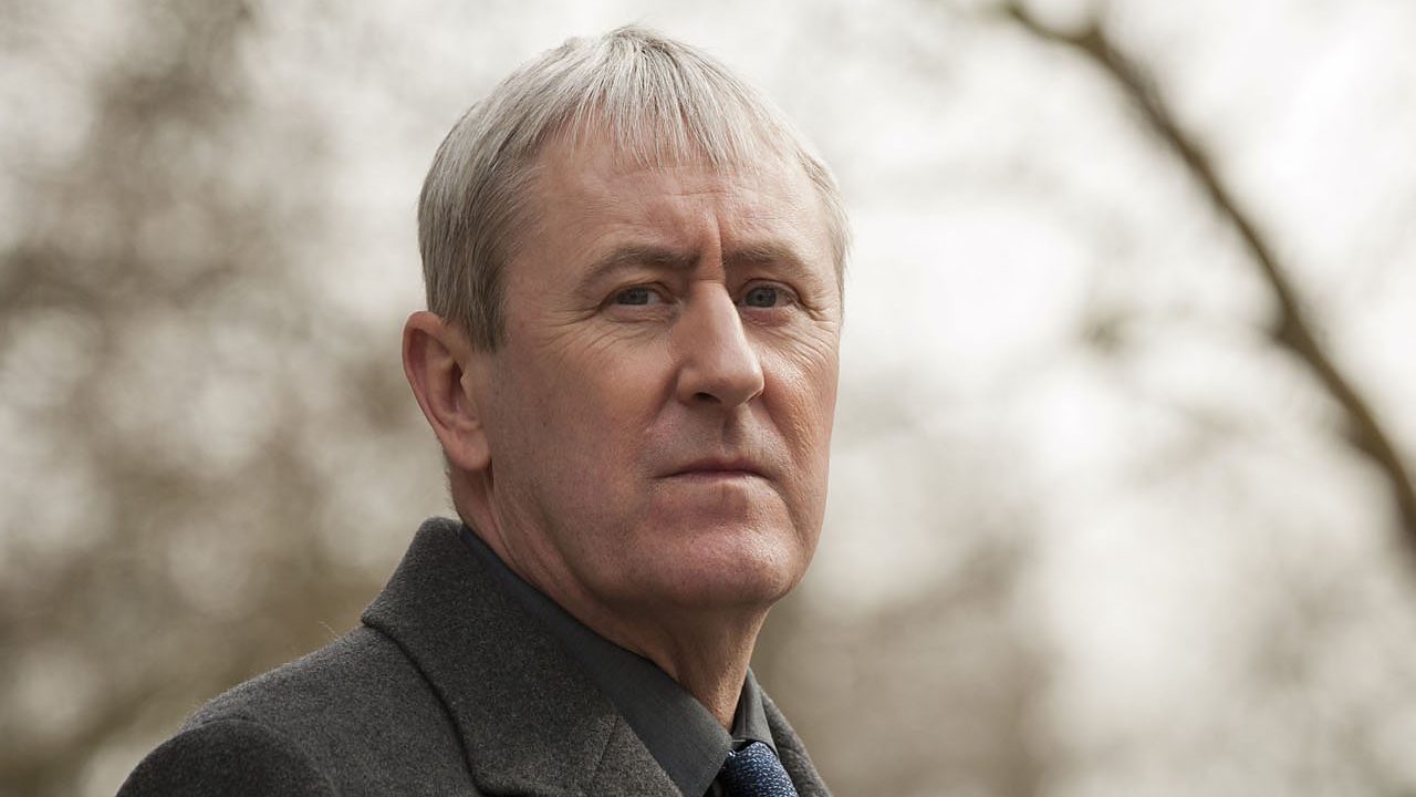 Frasier: An Updated Cast List For Kelsey Grammer's Paramount+ Revival ...