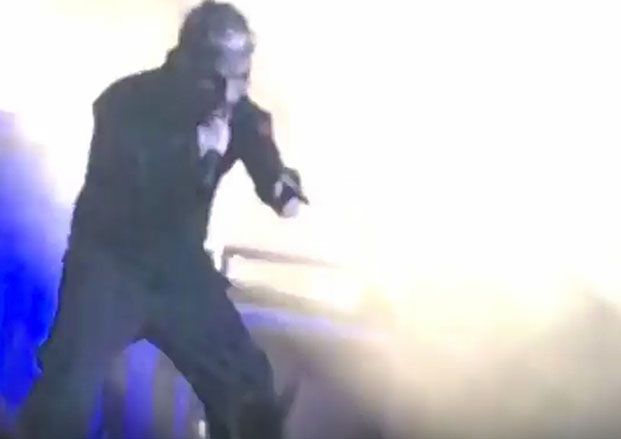 Watch Corey Taylor Curse Out and Eject Rude Slipknot Fan | Guitar World