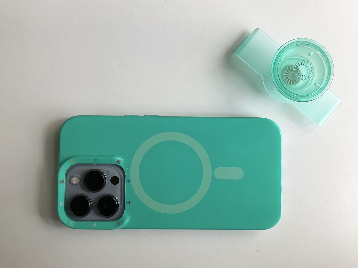 PopSockets PopCase iPhone case review: Flexible, removable grip and ...