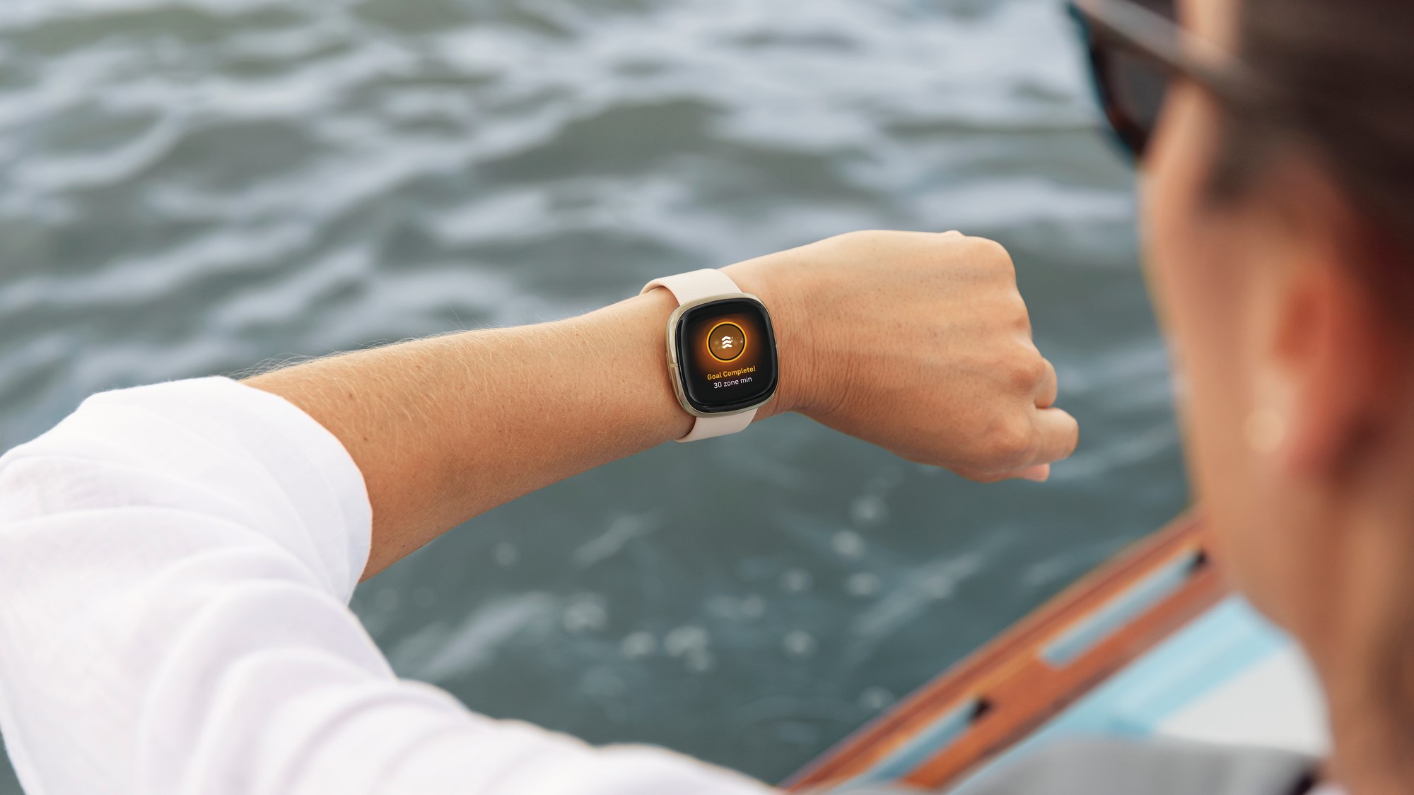 What is a Fitbit, how does it work, and how do you set it up? | Woman ...